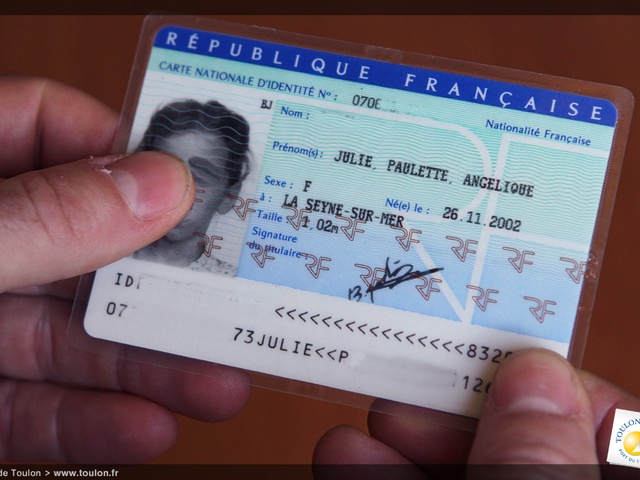 Carte nationale d'identité | Démarches de la Ville de Toulon
